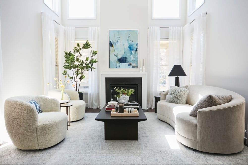 Light, Bright and Modern Define the New Home of a Retired Fashion Exec ...